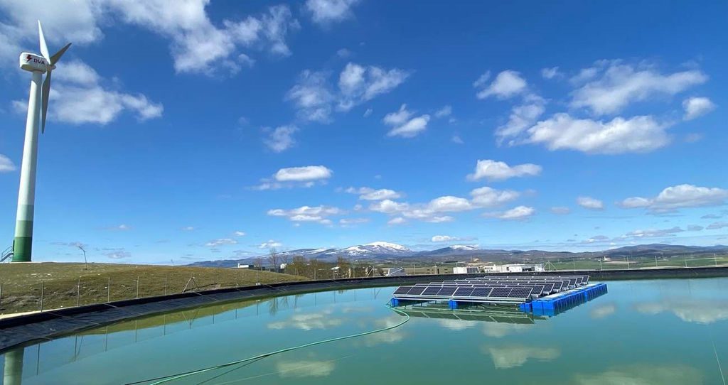 Basque Country welcomes first floating solar power plant | World Ports Organization