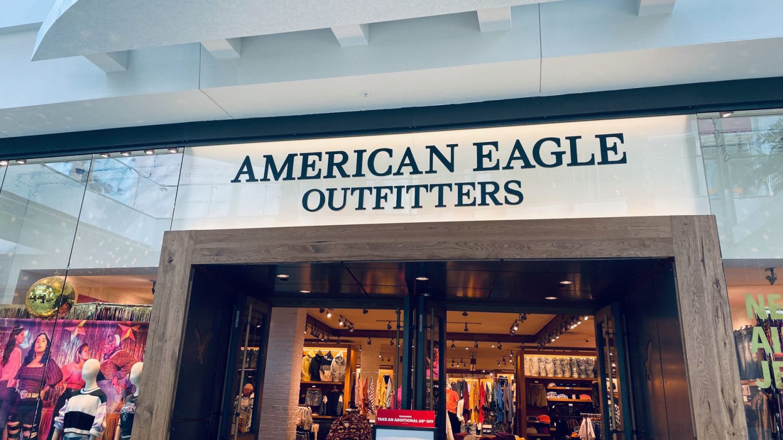 American Eagle logistics arm Quiet Platforms adds Atlanta fulfillment ...