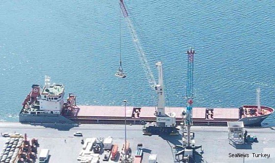 Turkish ship "Polarnet" carrying Ukrainian grain docked at Derince Port ...
