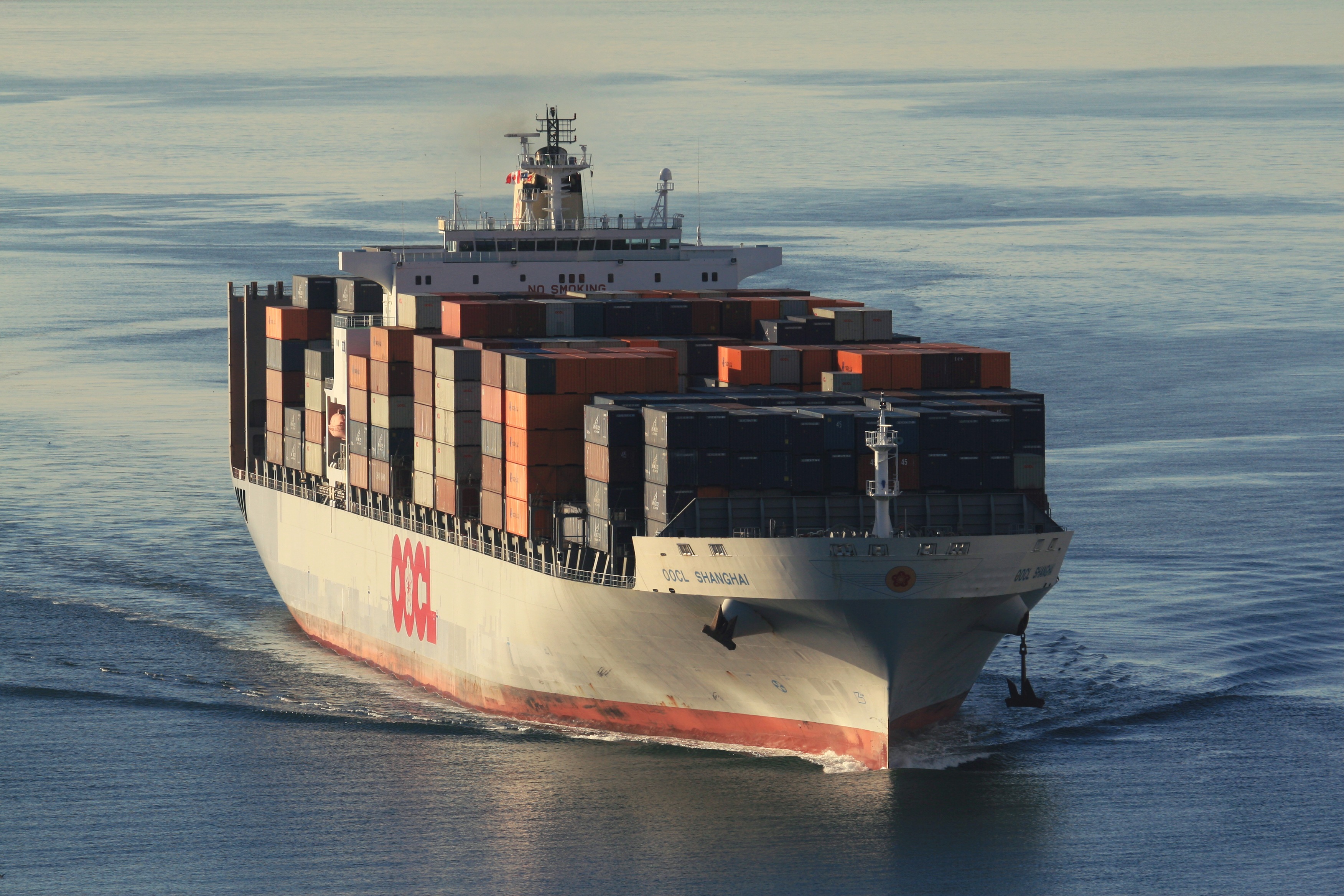 COSCO-owned OOCL orders mega-ship fleet | World Ports Organization