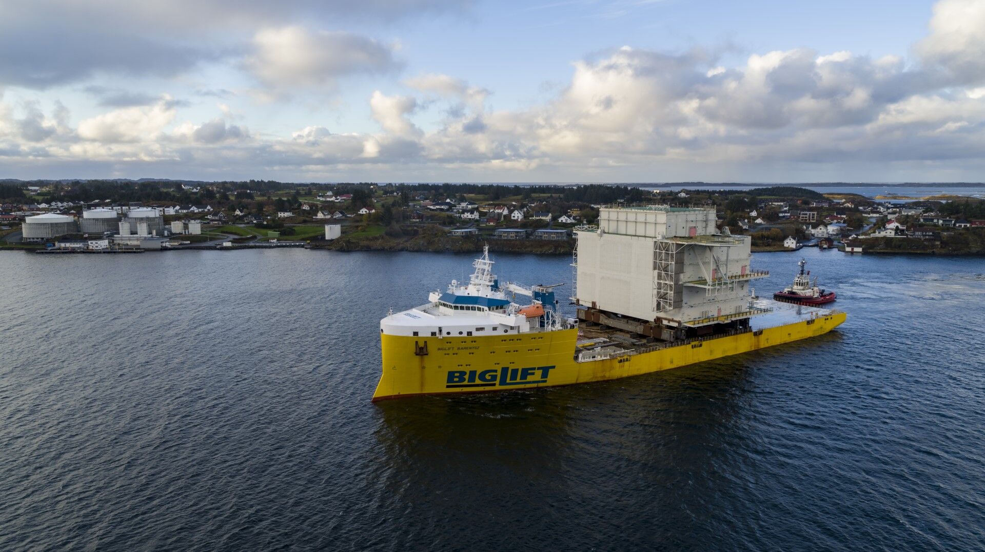 Spliethoff and BigLift take pole for renewable energy shift with Danish ...